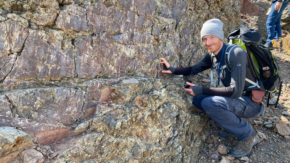 Rock weathering and climate: low-relief mountain ranges are the biggest ...